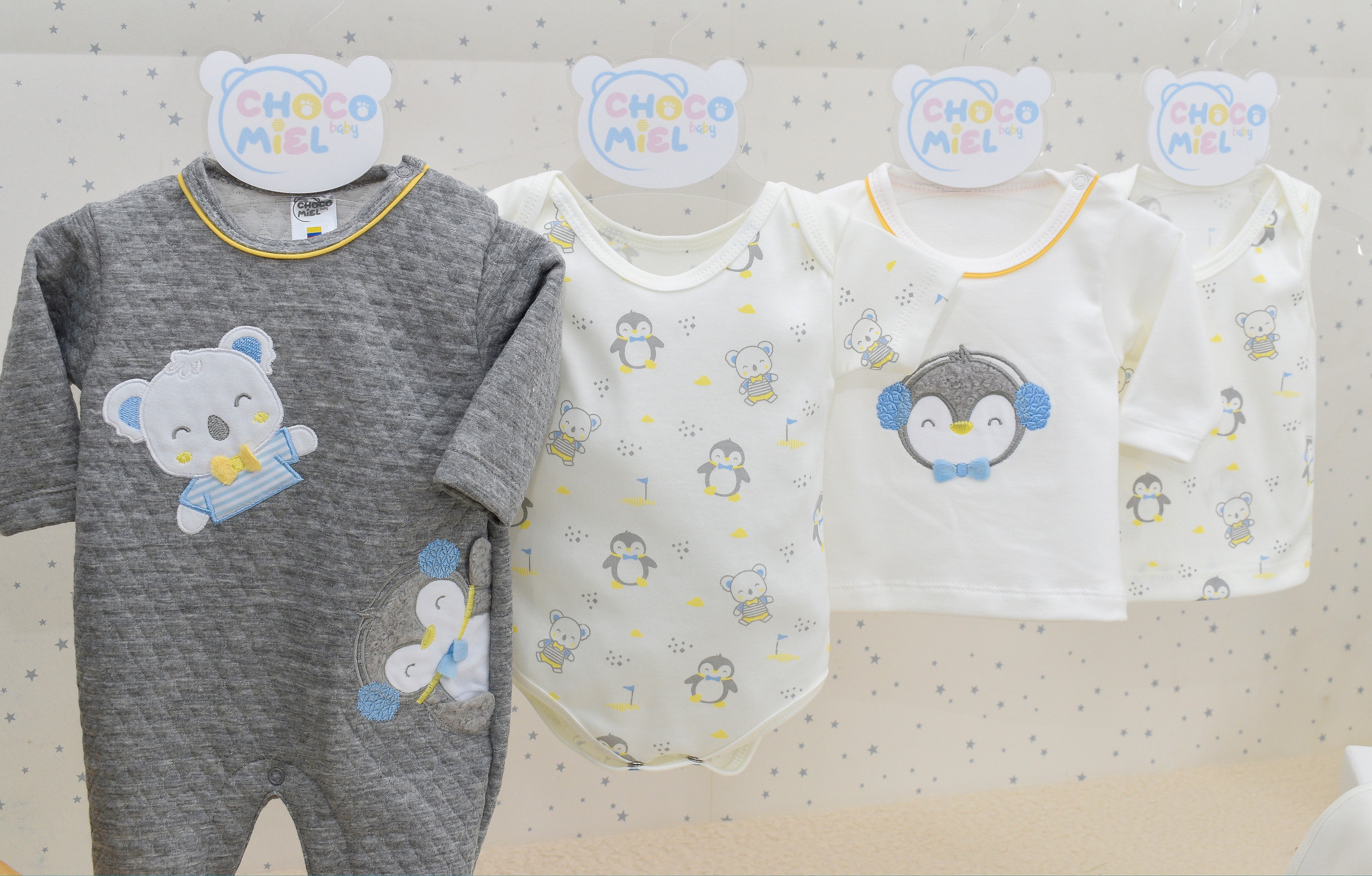 Primer Día Koala y Pingüino – Mundo Bebé